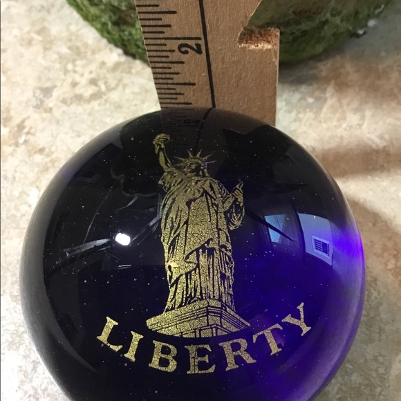 Vintage | Accents | Vtg Statue Of Liberty Paperweight | Poshmark